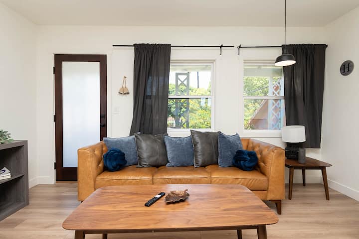 Super Fun 7br House In Atwater Village - Los Angeles, CA