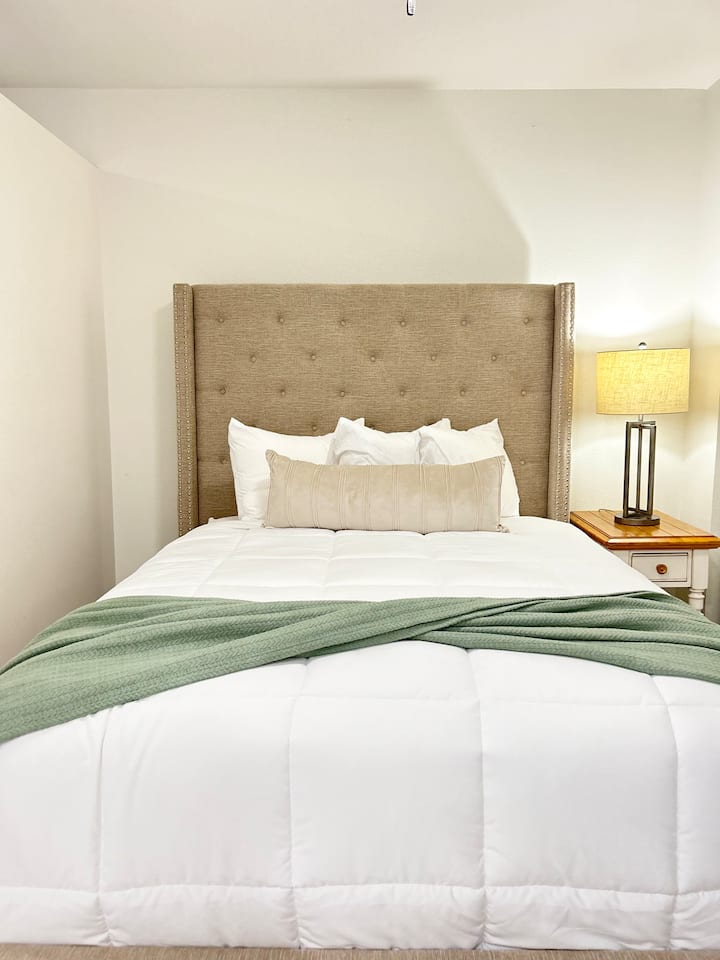 Lux 2 Bed Studio In Las Vegas - Henderson, NV