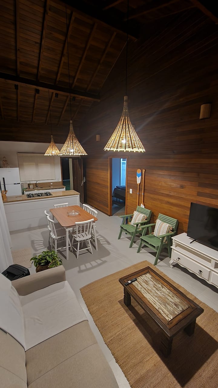 Root's House - Casa A 50m Do Mar Da  Praia Norte! - Laguna