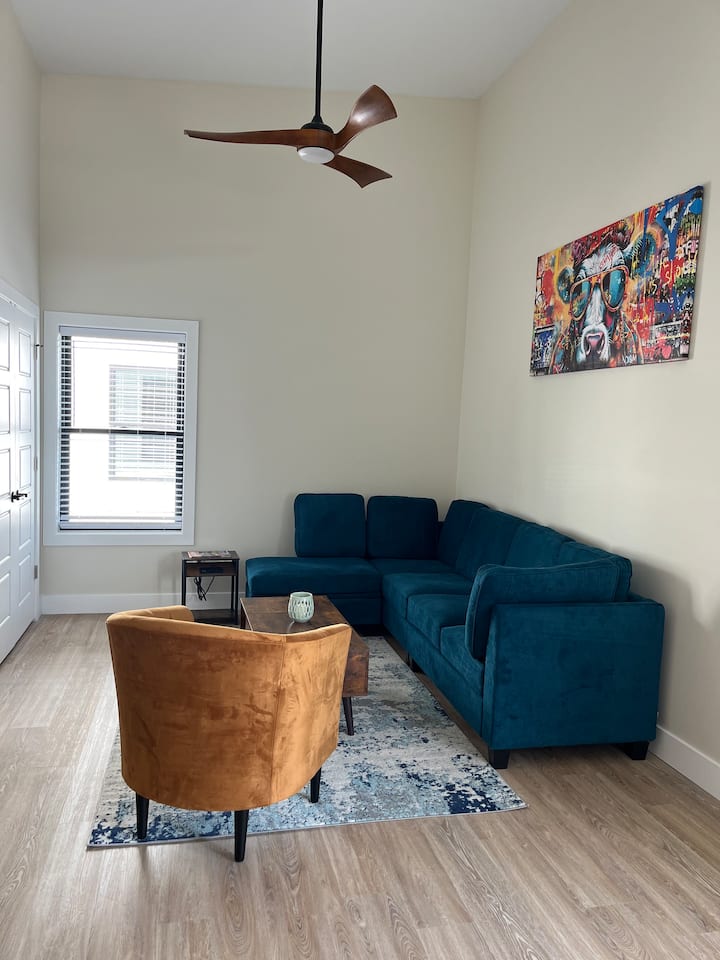 Newly Built Apt Flw Area - Waynesville, MO