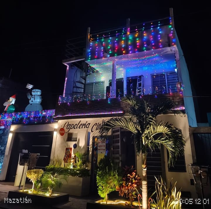 Cercas Del Estadio De Futbol - Mazatlan
