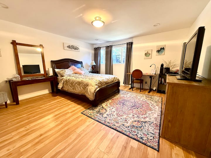Large, Cozy Private Suite In Oakland Hills - Oakland, CA