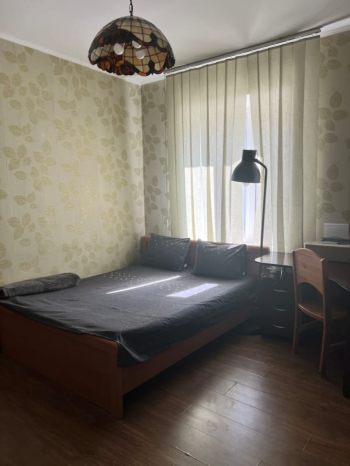 Центр, рядом Макдоналдс - Moldova