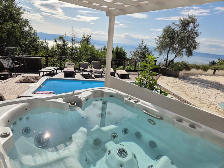 Apartment Mit Wirhpool Und Pool - Lovran