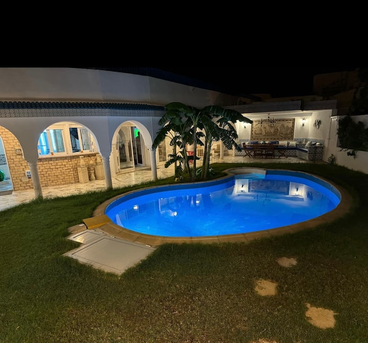 Villa Dans Une Résidence Pieds Dans L’eau - Nabeul