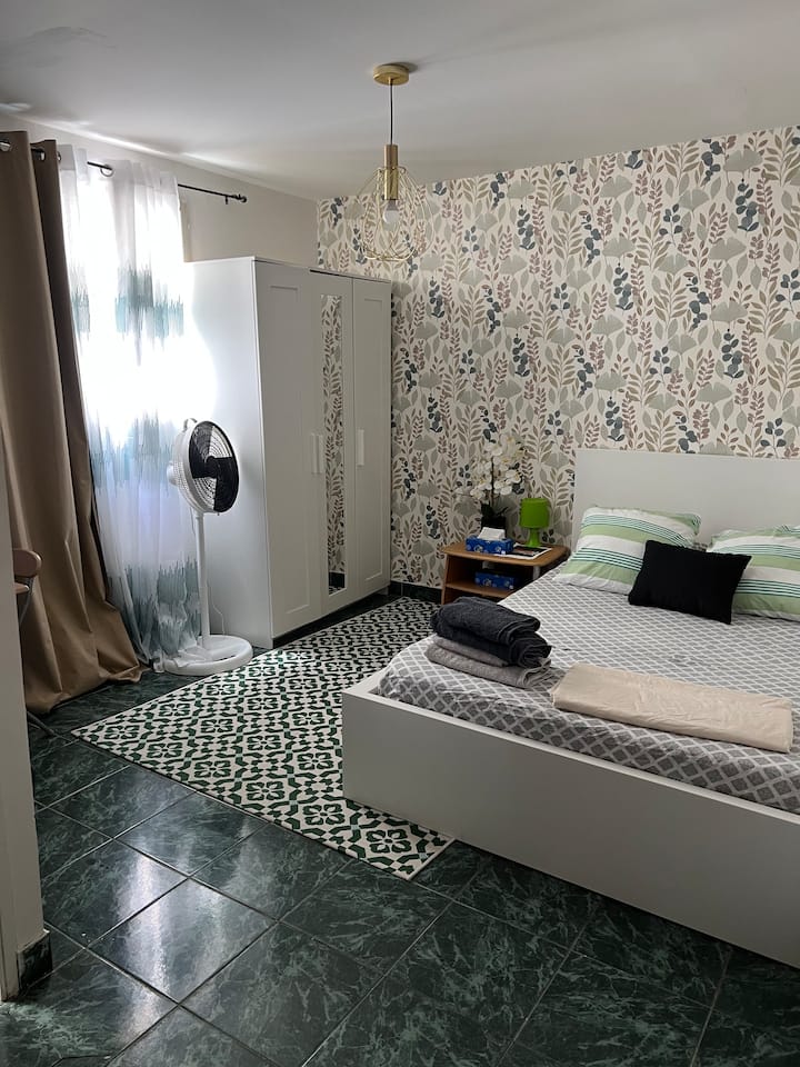 Studio Bien Placer - Quartier de Belleville