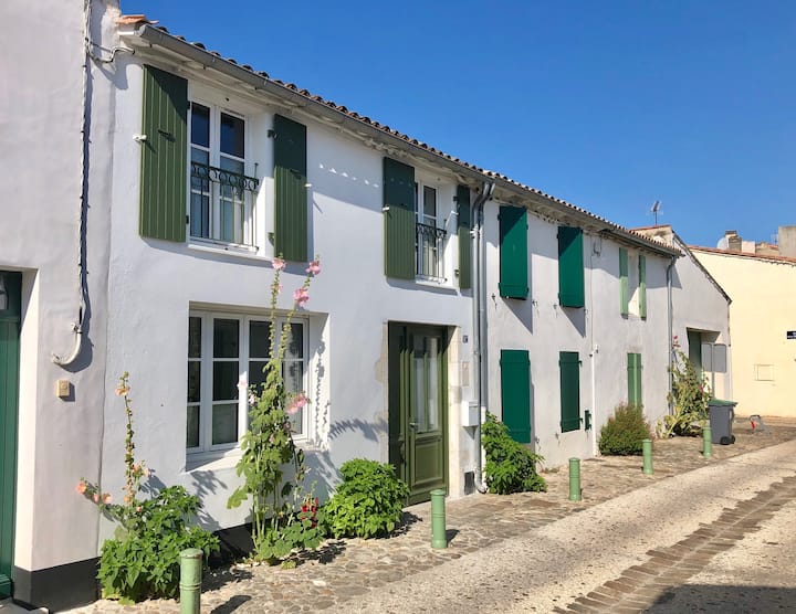 Maison Typique Au Centre Village Près De La Plage - Île de Ré