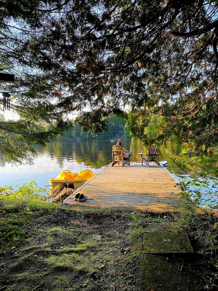 Superbe Chalet Authentique, Bord De Lac Et Spa - Laurentides