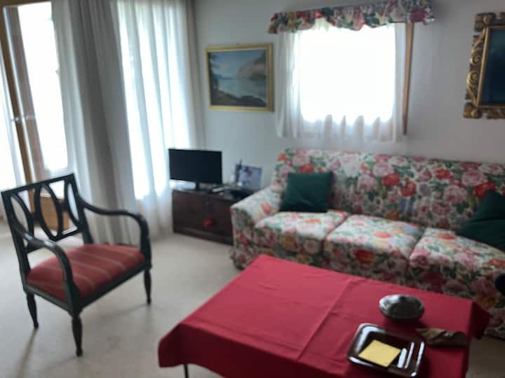 Piacevole E Comodo Appartemento - Sankt Moritz