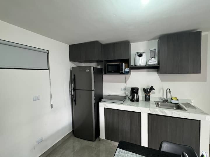 Bonito Departamento #6 Cercas De Cintermex, Bbva. - Guadalupe, Mexico