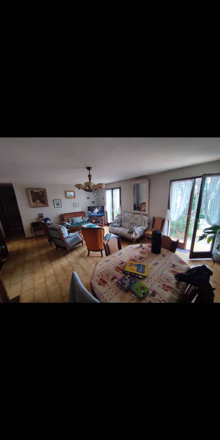 Villa Au Calme Avec Piscine Juin Juillet Aout - Le Beausset
