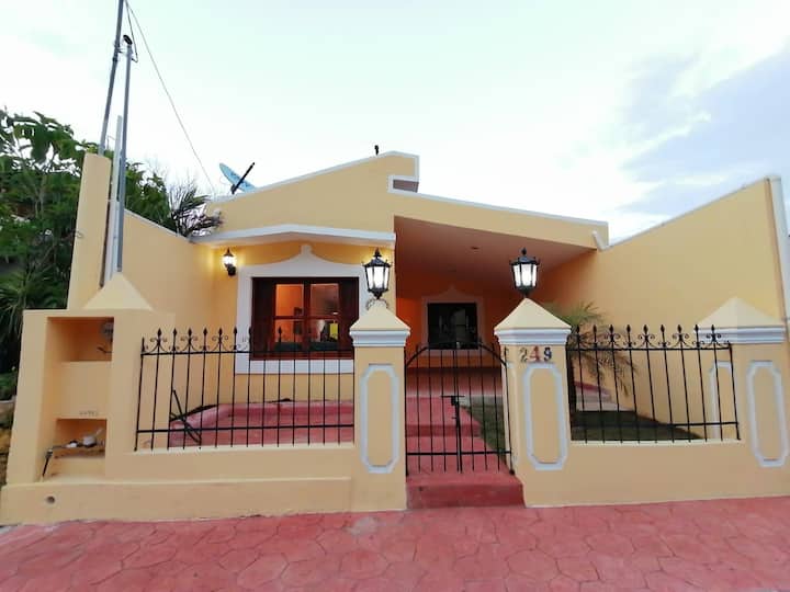 Casa Girasol - Valladolid, México