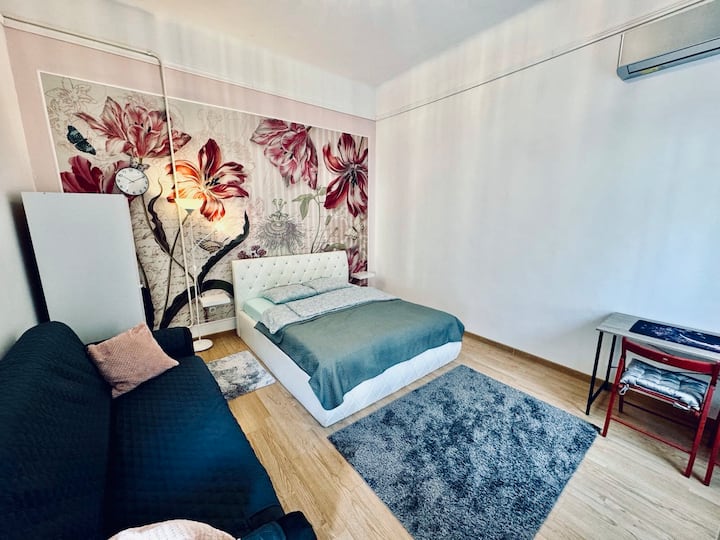 Lovely Flowers Apartman In Downtown - Budapest