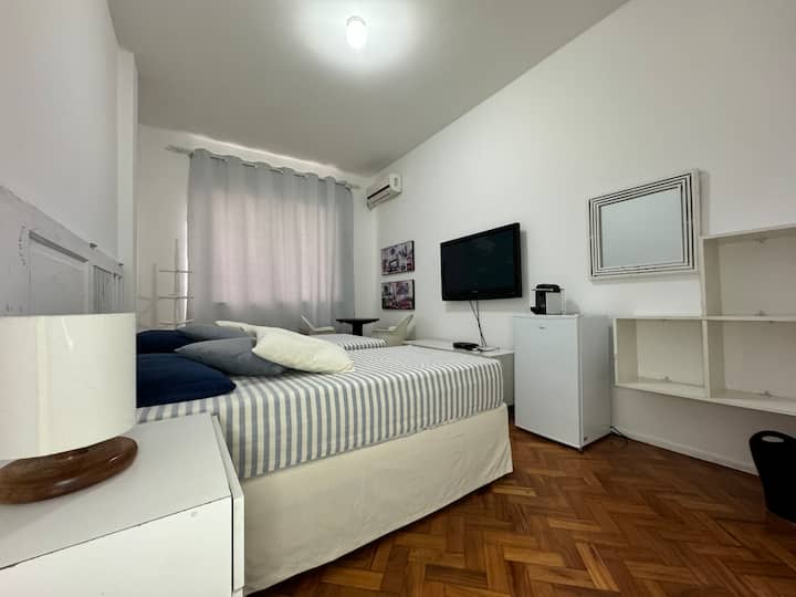 Quarto Ipanema Posto 9 (Segurança E Conforto) - Brazil