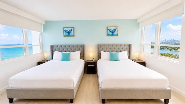 Ocean & Bay Views | 2 Queens + Free Valet - Miami Beach, FL