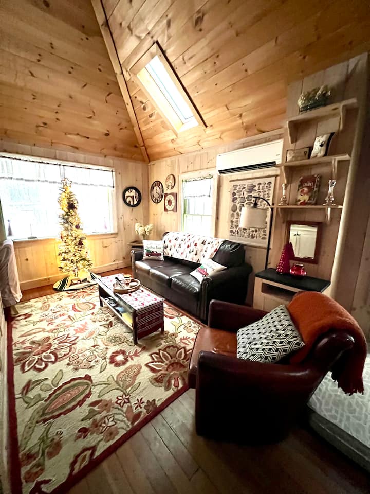 Blackberry Cottage - Connecticut