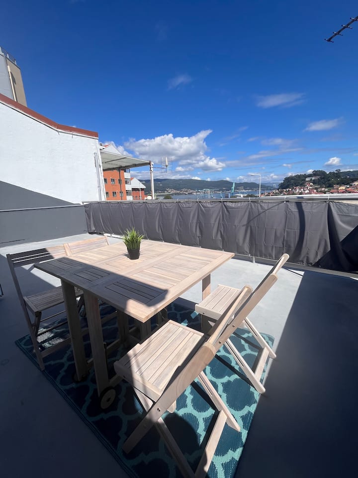 Piso Luminoso Y Gran Terraza - Redondela
