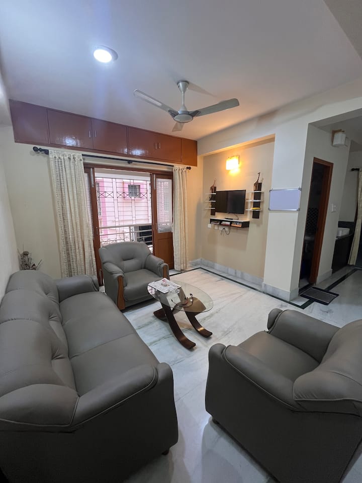 Near Biswa Bangla Gate , Newtown “Mitra’s Home” - Kolkata