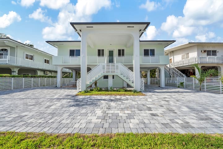 Spacious Home Dock Ocean Access With Golf Cart - Key Largo