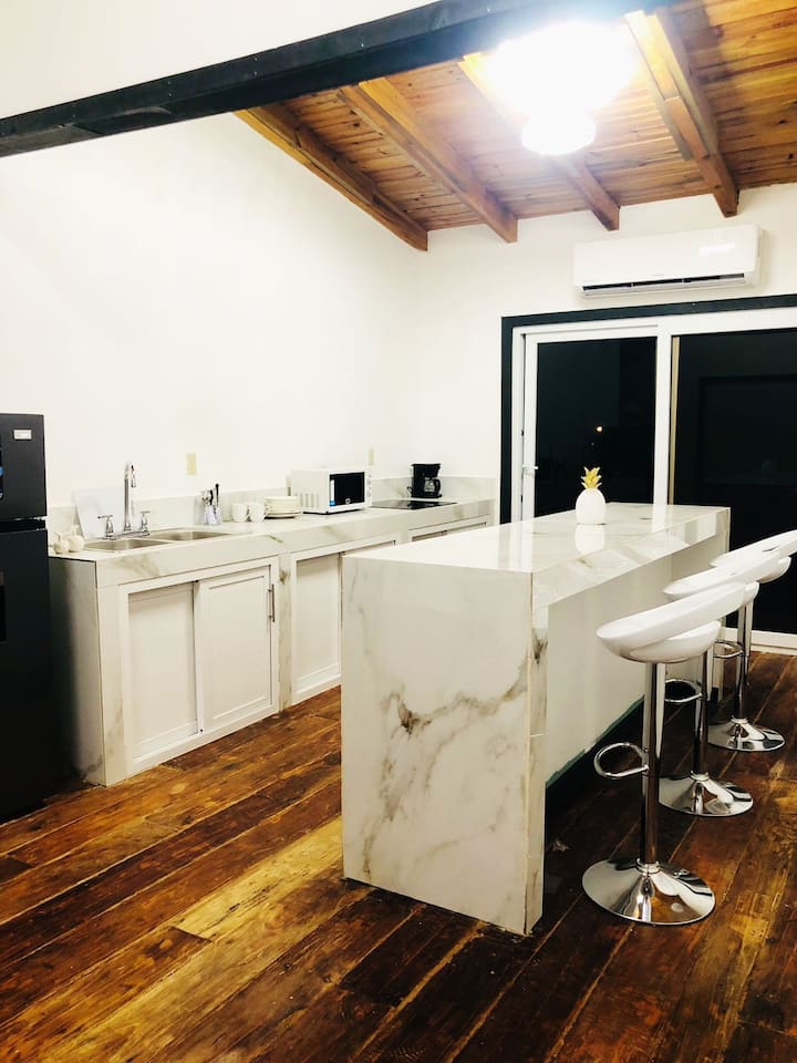 Cabaña Para 4 Personas - Trujillo, Honduras