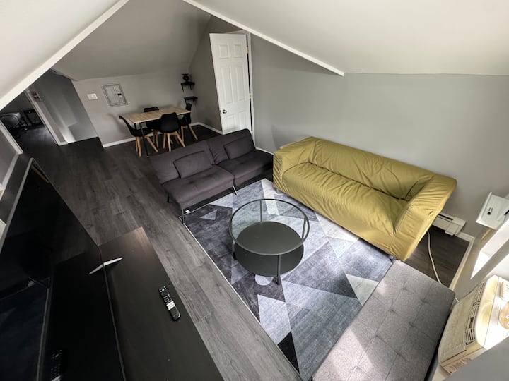 Cozy 2br Near Hicksville Lirr - Woodbury, NY