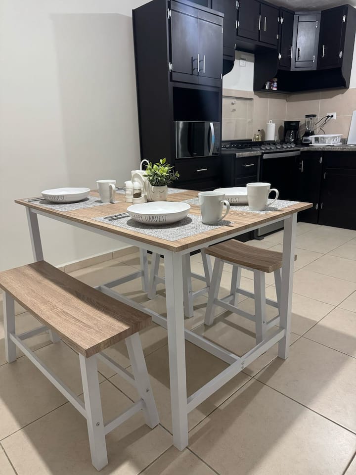 Casa A 10min Del Aeropuerto, Facturamos - Jalisco