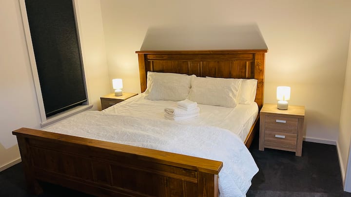 Room In Riverside. - Launceston
