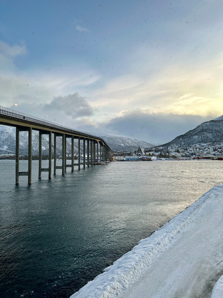 New (2024) Downtown Apartment, Near Everything - Tromsø