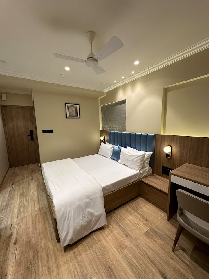 Skyline A : A Cozy Studio Apartment - Mumbai