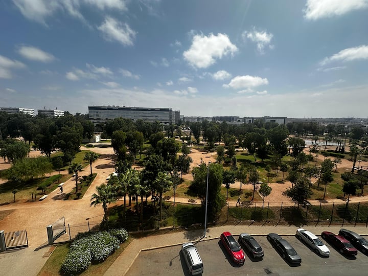 Apparemment à 1 Mn De Casanearshore - Casablanca, Maroc