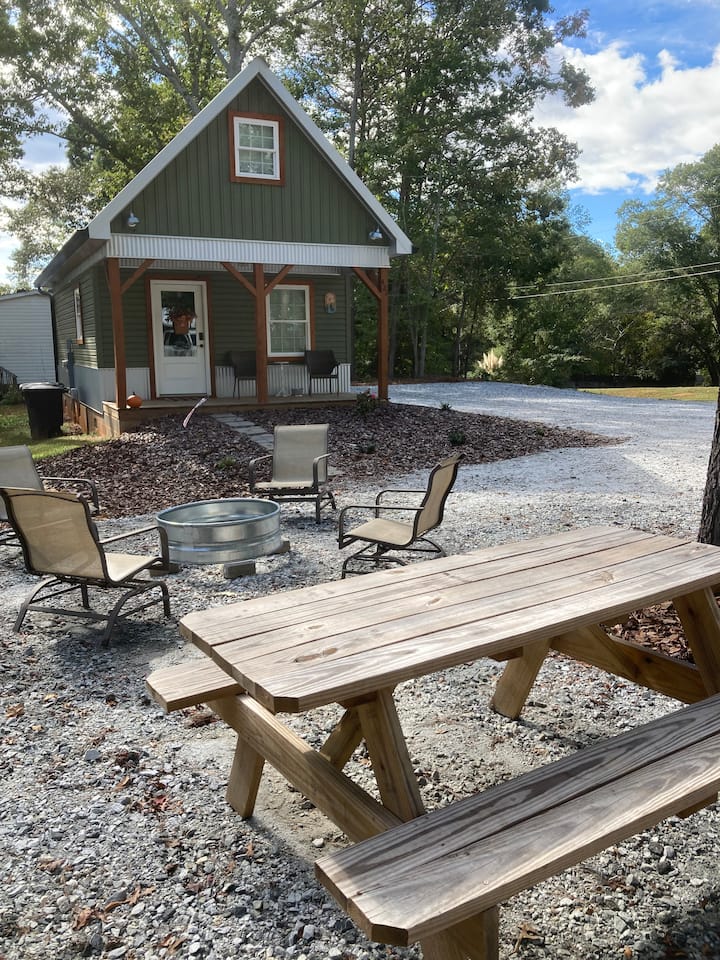 Broyles Landing Cottage - Lake Hartwell