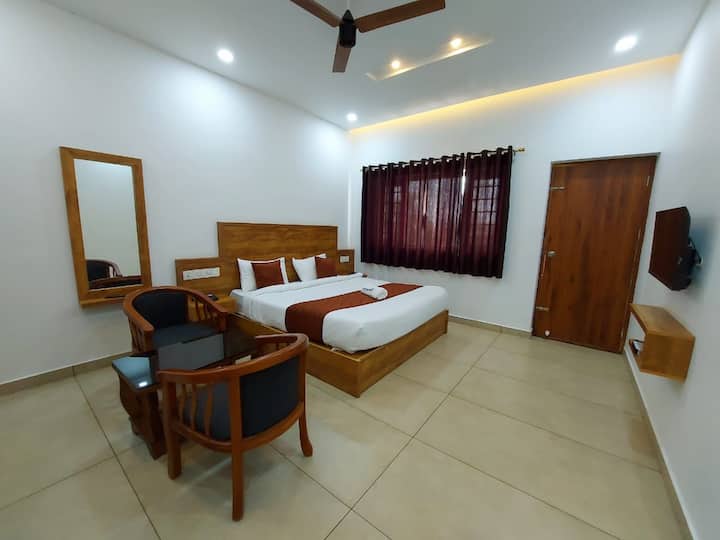 Munnar Ice Pellets 4 - Munnar