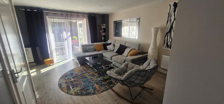 Nice 2-bed House With Garden - Spalding, UK
