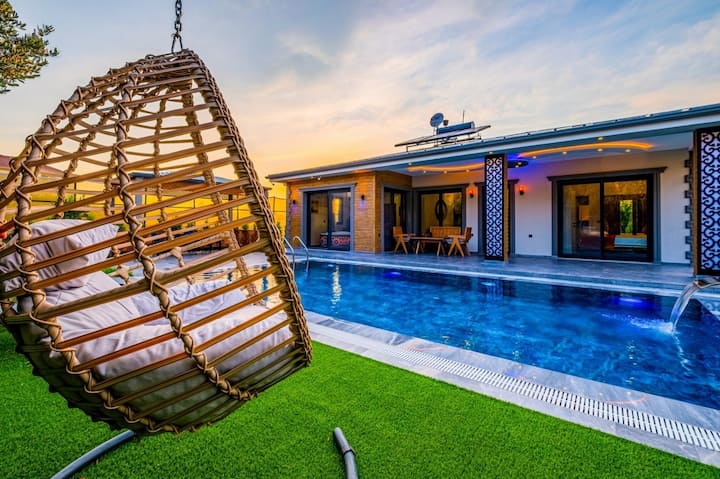 ÖZenle Dizayn Edilmiş Lüks Villa - Fethiye
