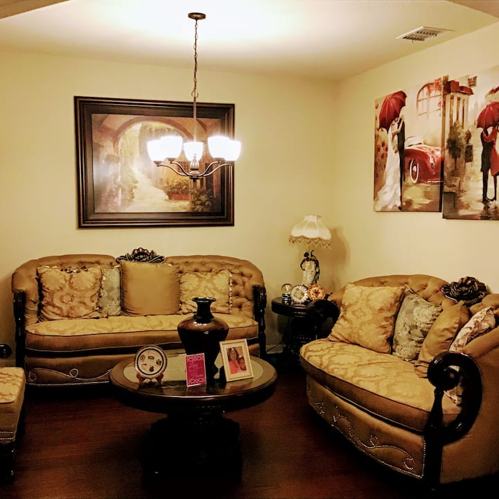 A Beautiful Room With Private Bathroom - Apopka, FL