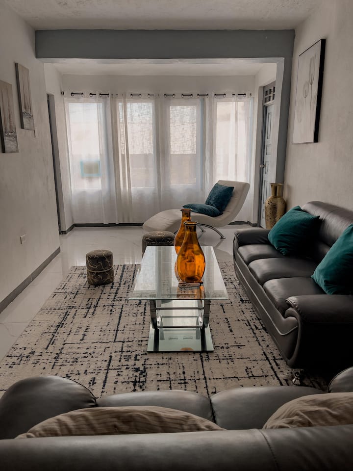 Buff Bay Farms & Villa - Spacious 4br Floor - Jamaica