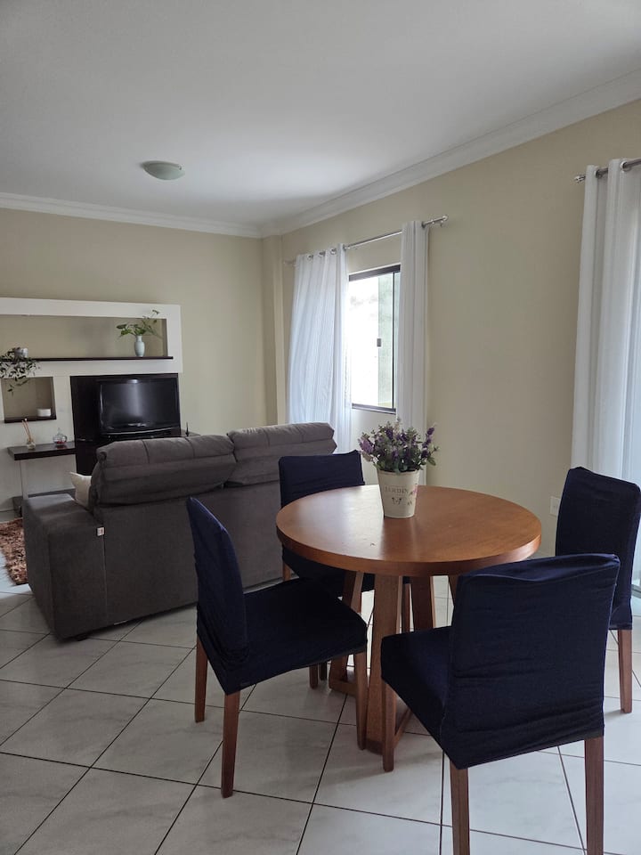Apartamento Vila Germânica (150m à Pé) - Blumenau
