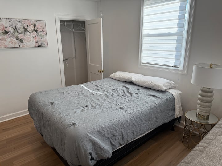 Stylish Guest Suite In The 
 Heart Of Nyc - Co-Op City, NY