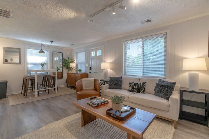 Adorable Private Cottage 2bd 1ba - Charlotte, NC