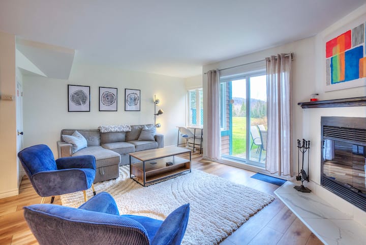 Townhouse On A Golf Course With Mountain View - Mont-Tremblant