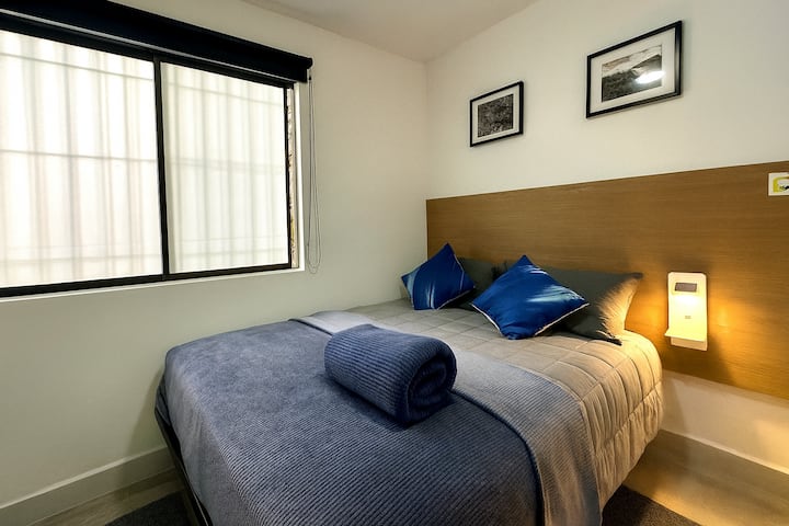 Cerca A Unicentro, Cama Doble, Baño Privado, 2px - 메데인