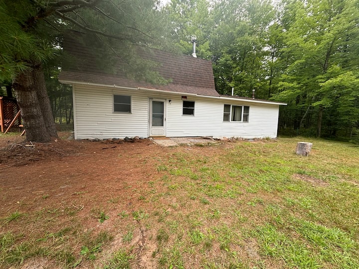 Great Quiet Place In The Woods - Prescott, MI