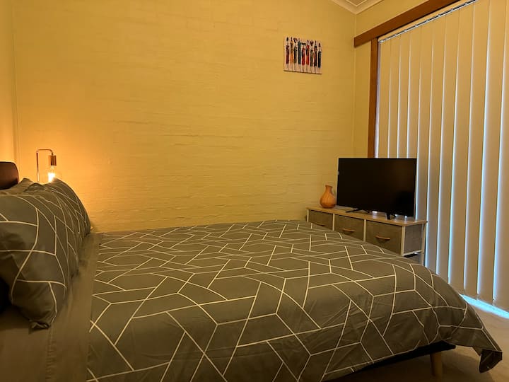 Private Bedroom With Balcony - Melbourne