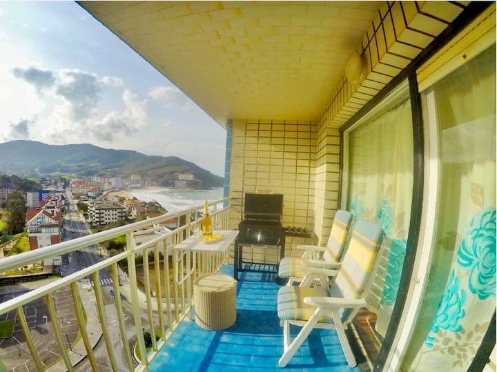 Apartment In Front The Beach With Relaxing Views. - Bermeo