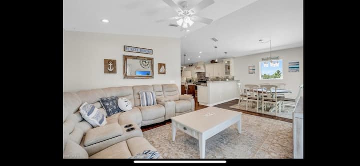 San-carlos Island Retreat - Fort Myers Beach, FL