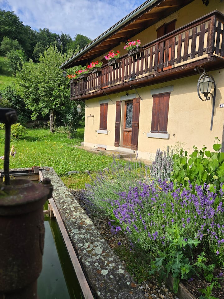 3* Rated 3 Bed Apt, Sleeps 7 - Parking And Garden - Saint-Gervais-les-Bains
