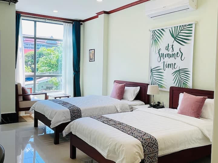 近湄公河Samsenthai/wat Si Muang/parkson商场/房间敞亮双床/公寓式酒店 - Vientiane