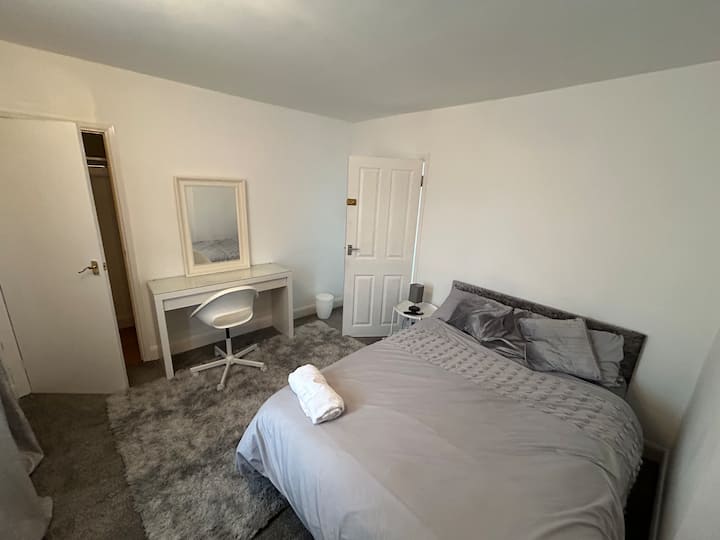 Two Bedroom House In Southampton - Southampton