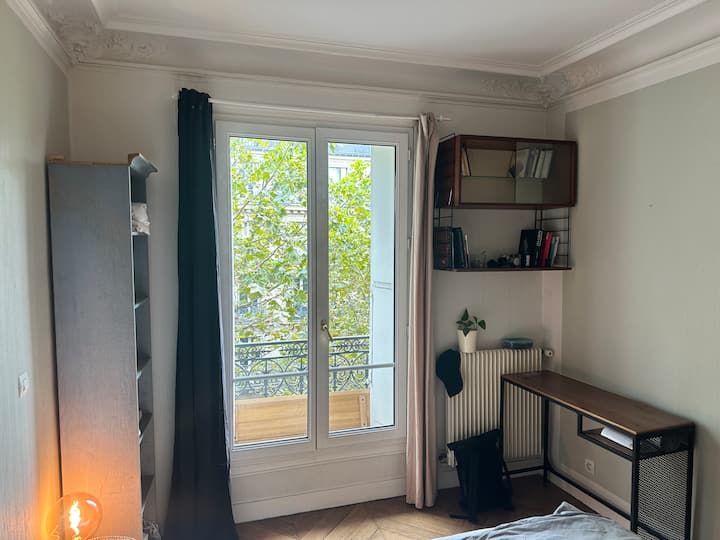 Pigeon Green Cozy Room - Paris