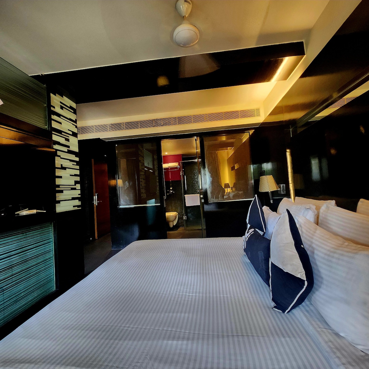 Suite | Jacuzzi | Petit-déjeuner - Appartements à louer à Panaji, Goa ...